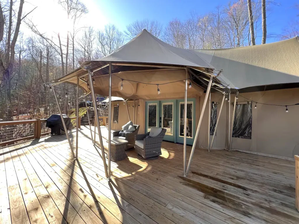 Huckleberry - Elk Hollow Resort