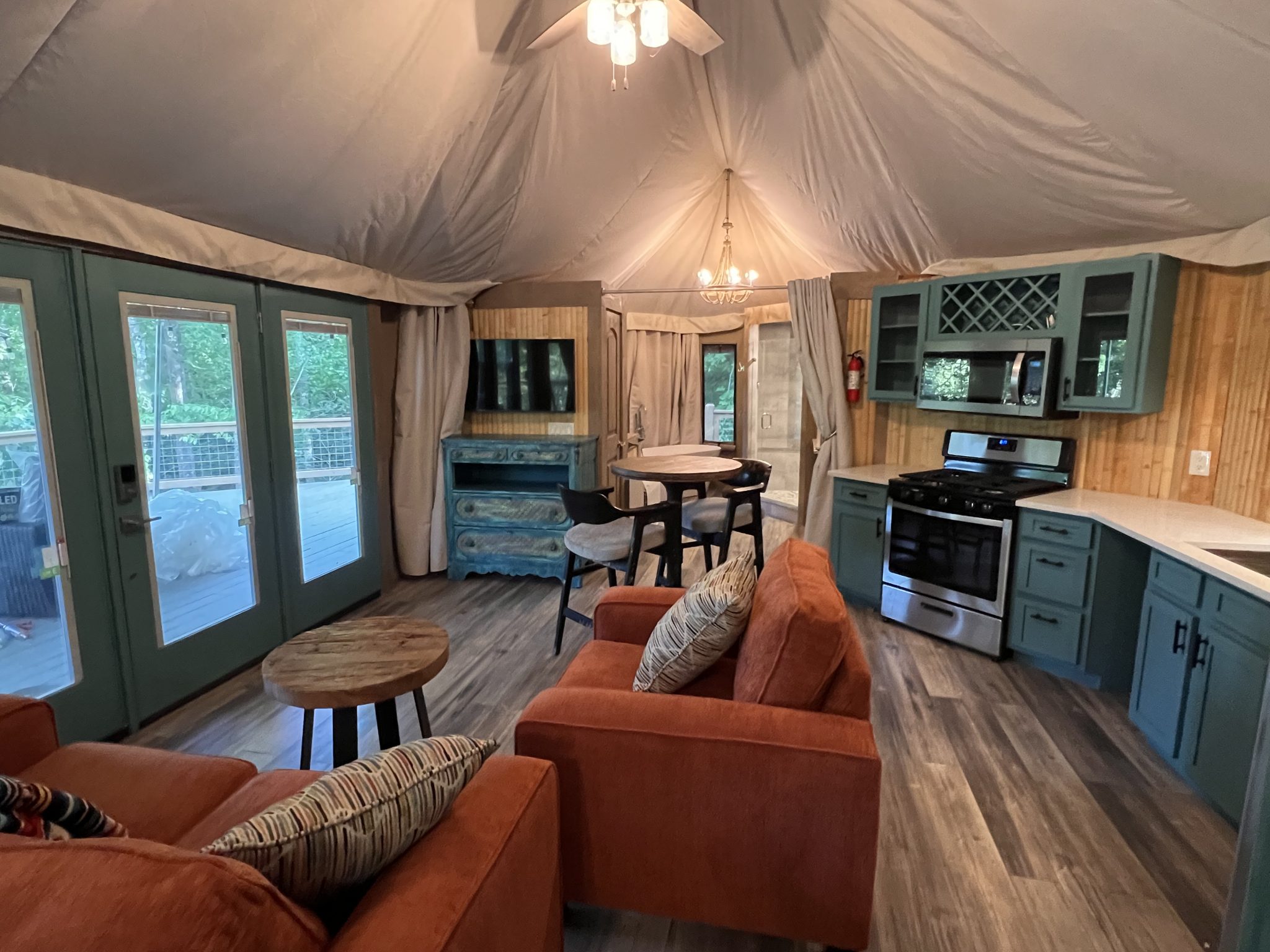 Canopy – Elk Hollow Resort