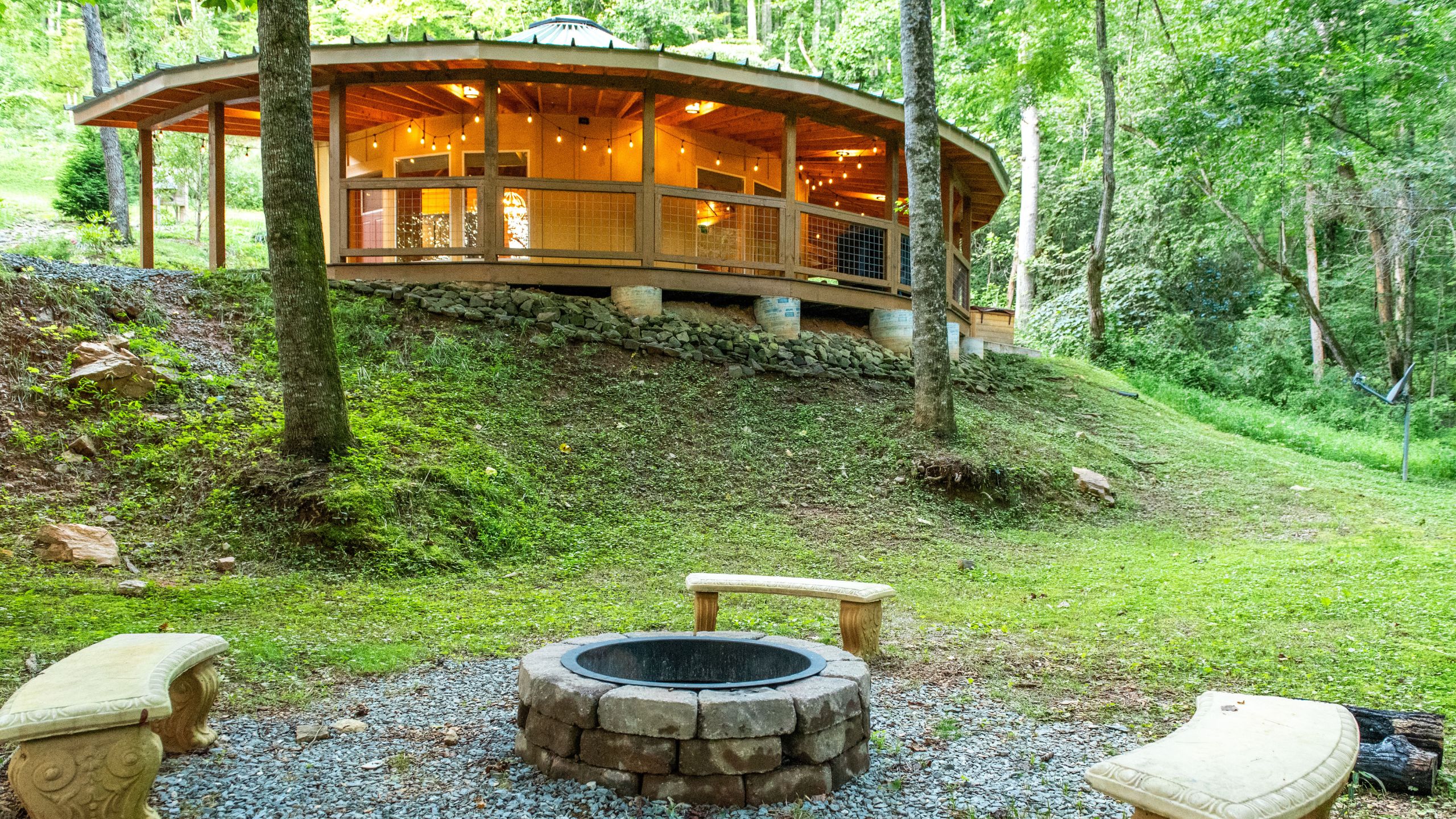 Home - Elk Hollow Resort